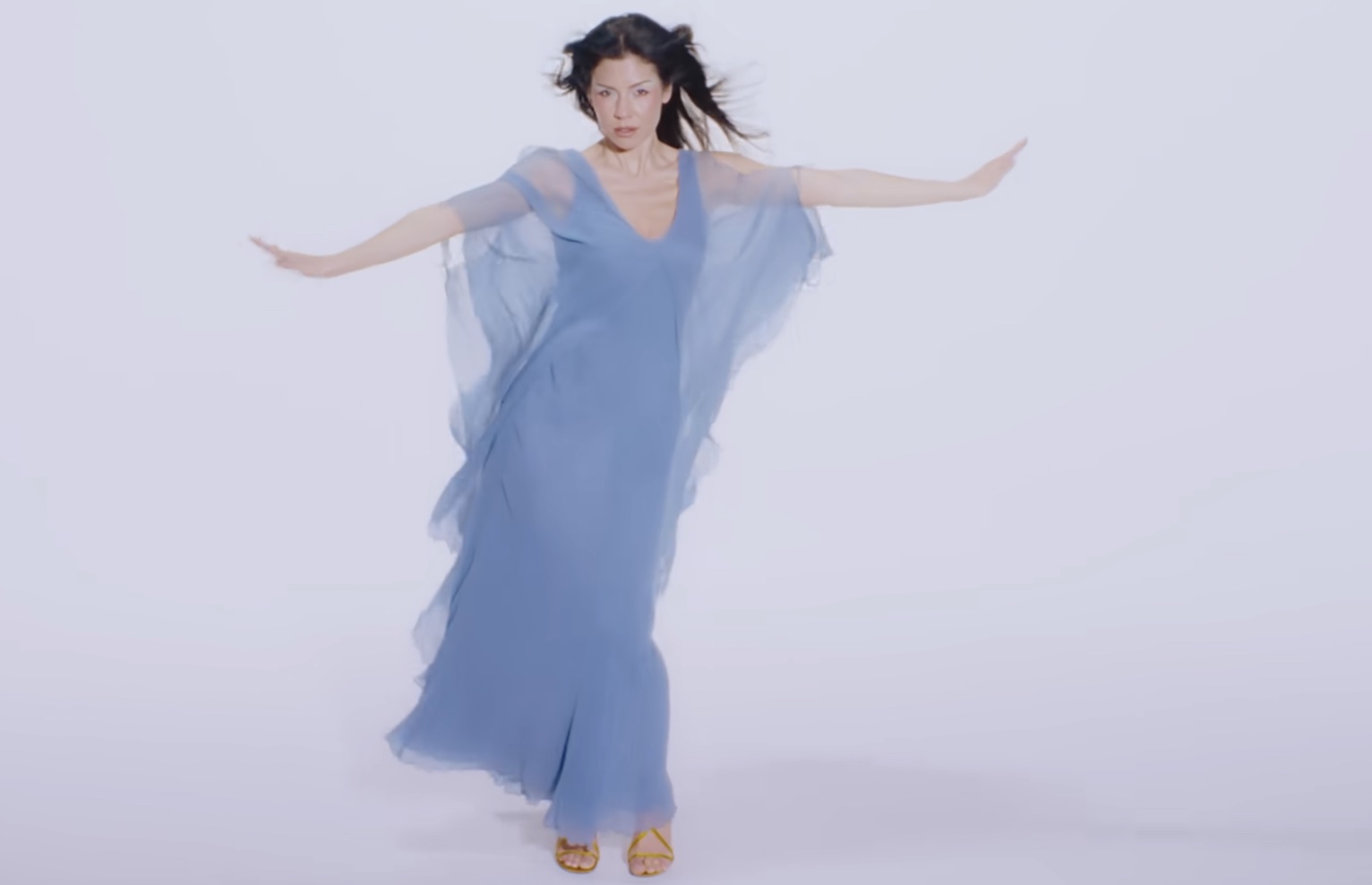MARINA May Be the First Female Pop Star to Freely Let Go of “Girlhood ...